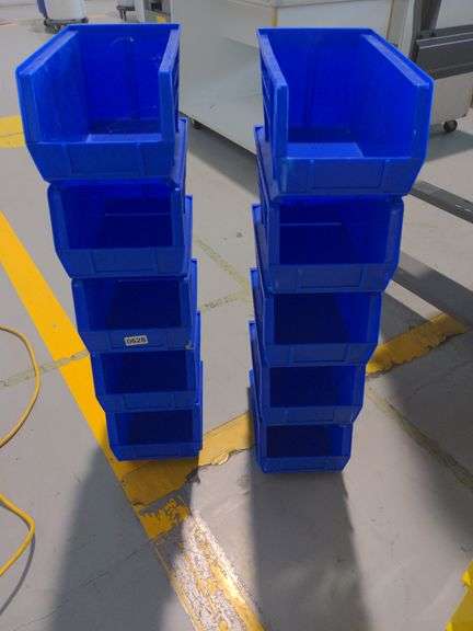 (10) AkroBin 30-240 Stacking Bins - Delaware Auction Center