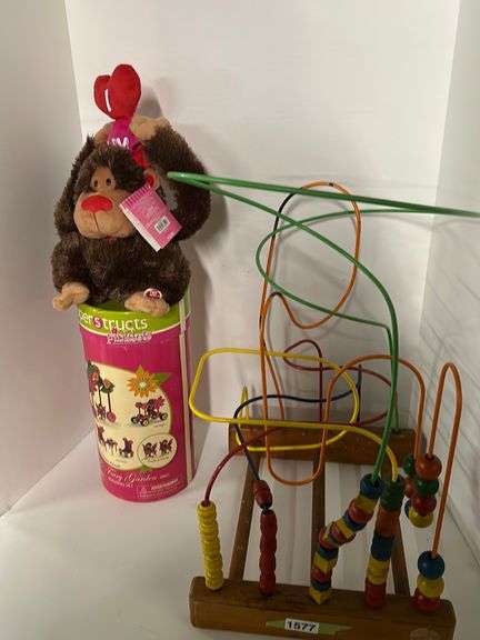 Superstructs Pinklets Building Toys, Hug Me Gorilla & Educo Bead Maze - Delaware Auction Center