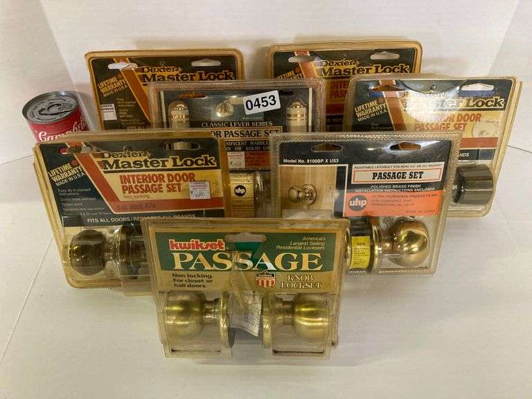 Assortment of Door Passage Sets: - Delaware Auction Center