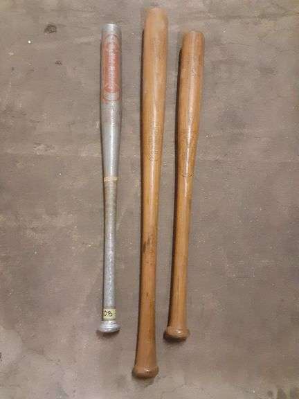 (2) Vintage Wood Baseball Bats & Aluminum Baseball Bat - Delaware ...
