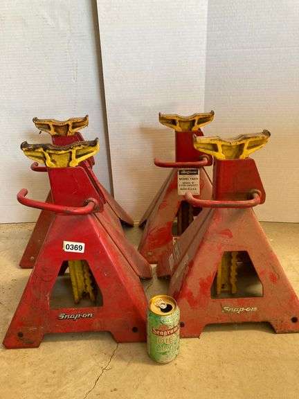 (4) Snap-on Jack Stands - Delaware Auction Center