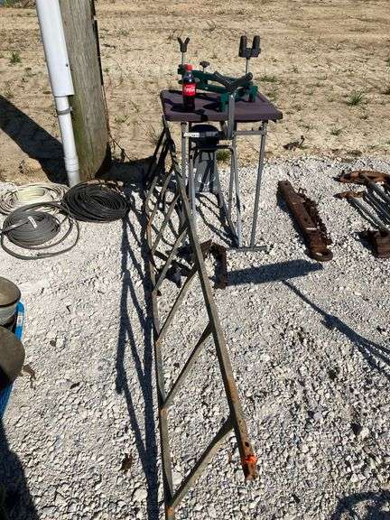 Buck Bench Shooting Stand, Deer Stand Ladder & San Angelo Shooting Rest ...