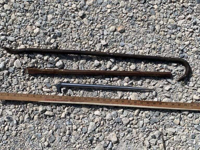Crowbar, Large Chisel, & Rolling Head Prybar - Delaware Auction Center