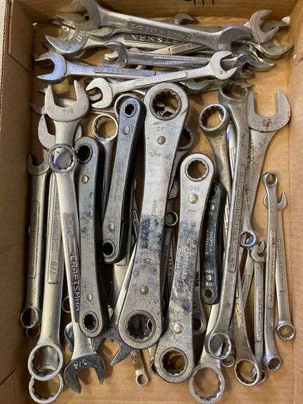 Assorted Craftsman Wrenches - Delaware Auction Center