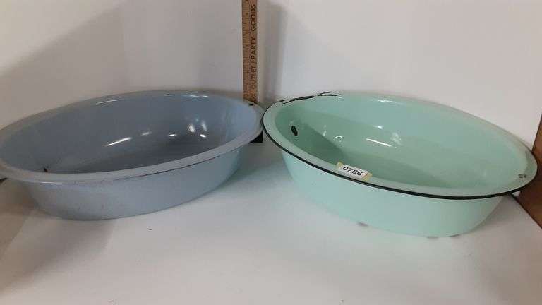 (2) Enamel Wash Tubs - Delaware Auction Center