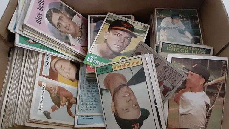Assortment of 50's & 60's Baseball Cards Baseball Cards - Delaware ...