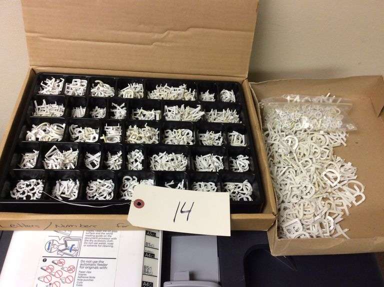 SF4 Message Board Letters - Duck Soup Auctions