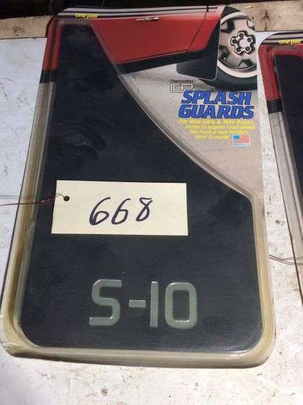 S10 Splash Guard Mud Flaps - Duck Soup Auctions