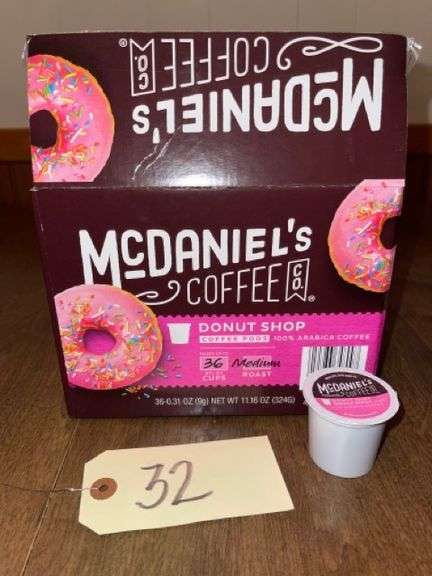 McDaniel donut shop coffee pods nearly full • Kitchen - Duck Soup Auctions