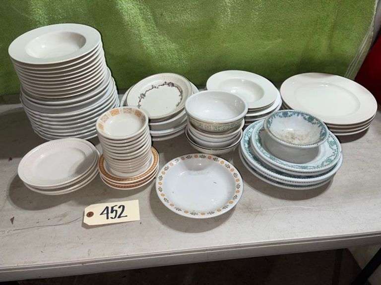 Misc Shenango china • Garage - Duck Soup Auctions