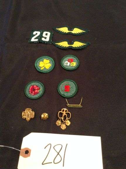Girl Scout Pins and Badges - Duck Soup Auctions