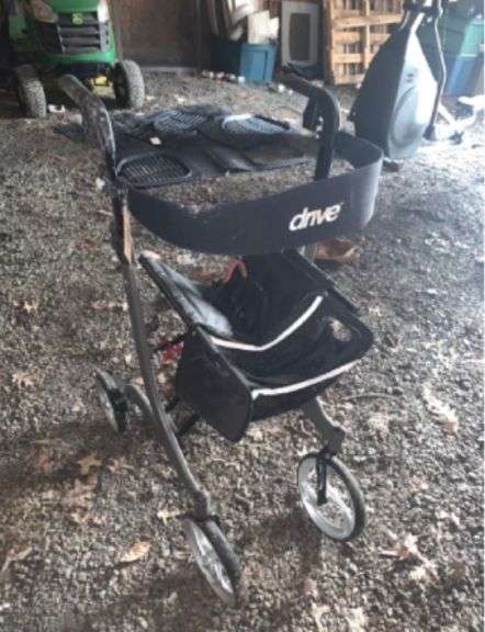 Drive f-22 Rollator • Looks New • Shed - Duck Soup Auctions