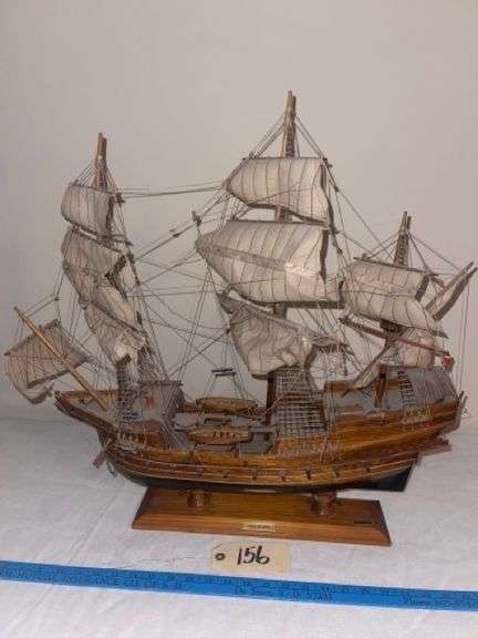 Ship of the line (navio de linea) model ship made in Spain • 25 w x 24 ...
