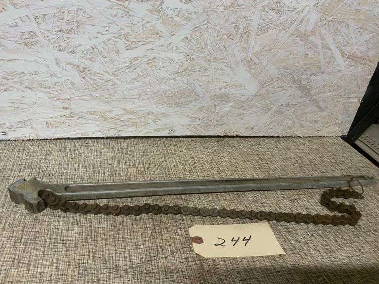 Diamond Rod Chain Wrench - Duck Soup Auctions