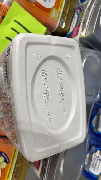 (20) ASSORTED MEMBERS MARK INFANT FORMULA - Earl's Auction Company