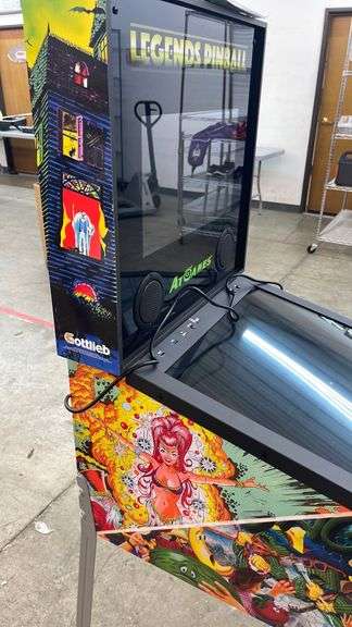 AT GAMES LEGENDS PINBALL DIGITAL ELECTRIC PINBALL GAME - Earl's Auction ...