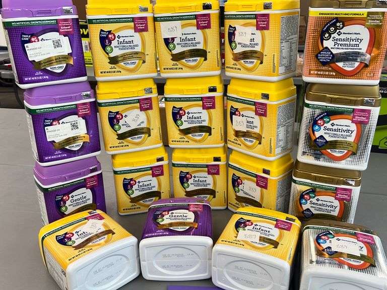 (19) CONTAINERS OF MEMBERS MARK INFANT FORMULA - Earl's Auction Company