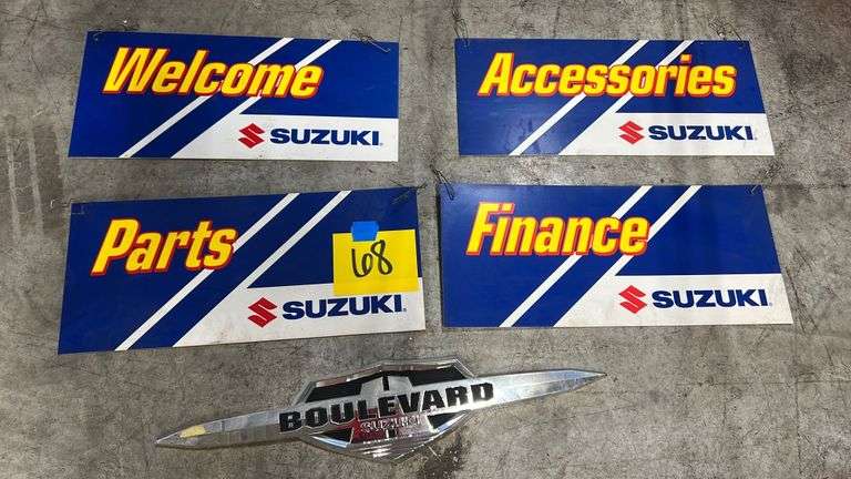 5PC SUZUKI WALL SIGNS - Earl's Auction Company