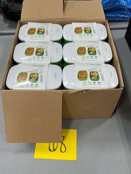 (6) NEW BENTGO CLASSICS STACKABLE LUNCH BOX SETS - Earl's Auction Company