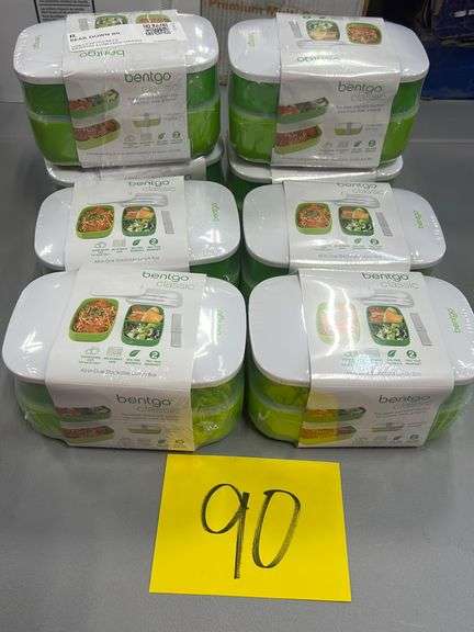 (8) BENTGO CLASSICS STACKABLE LUNCH BOXES - Earl's Auction Company