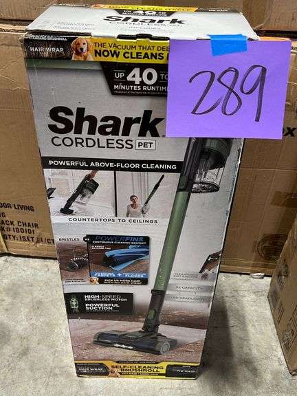 SHARK CORDLESS VACUUM IN BOX - Earl's Auction Company
