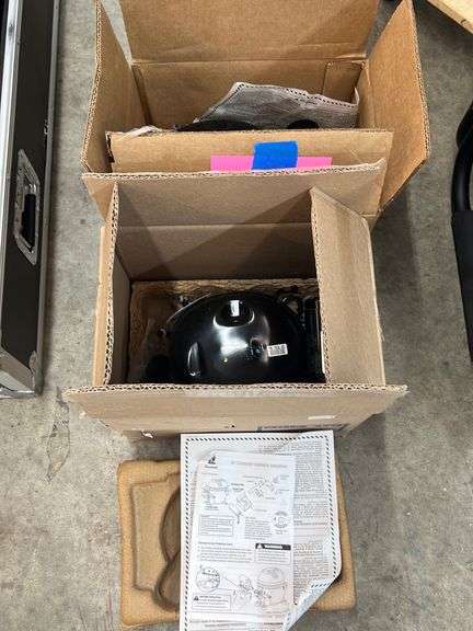 (2) TECUMSEH COMPRESSORS IN BOXES - Earl's Auction Company