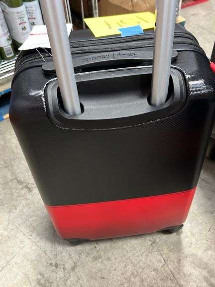 2PC MICKEY MOUSE HARDSHELL ROLLING LUGGAGE SET - Earl's Auction Company