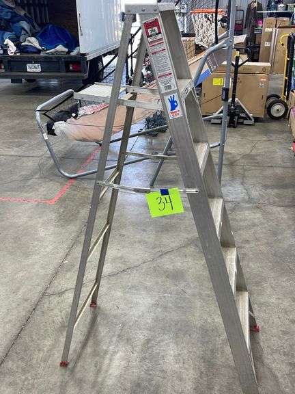 WERNER 6FT LADDER - Earl's Auction Company