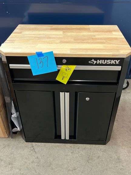 HUSKY 28" 1 DRAWER 2 DOOR BASE CABINET - Earl's Auction Company
