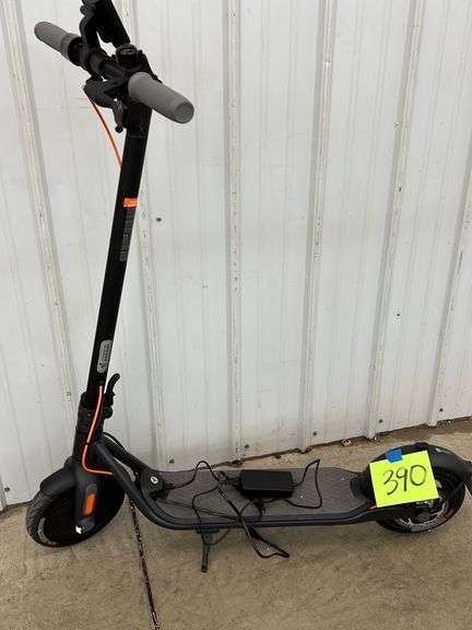 SEGWAY NINEBOT EKICK SCOOTER MODEL F30S - Earl's Auction Company