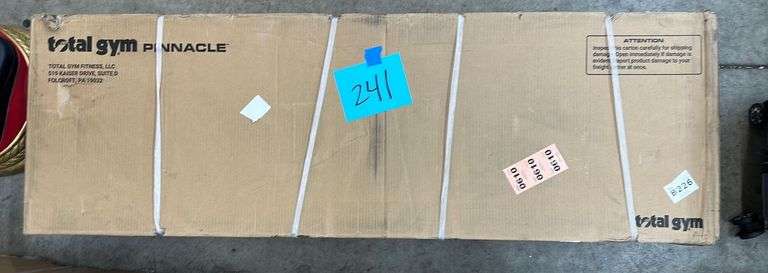 TOTAL GYM PINNACLE IN BOX - Earl's Auction Company