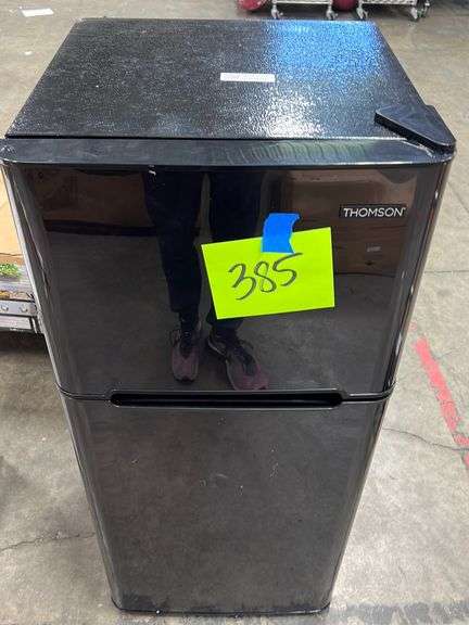THOMSON 4.5CU FT BLACK REFRIGERATOR - Earl's Auction Company