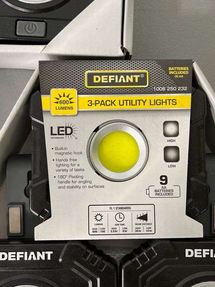 (9) DEFIANT LED UTILITY LIGHTS - Earl's Auction Company
