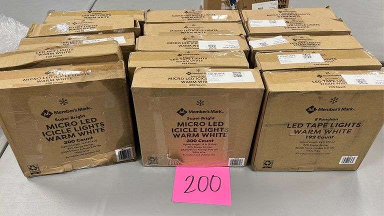 (15) BOXES OF ASSORTED HOLIDAY LIGHTS - Earl's Auction Company