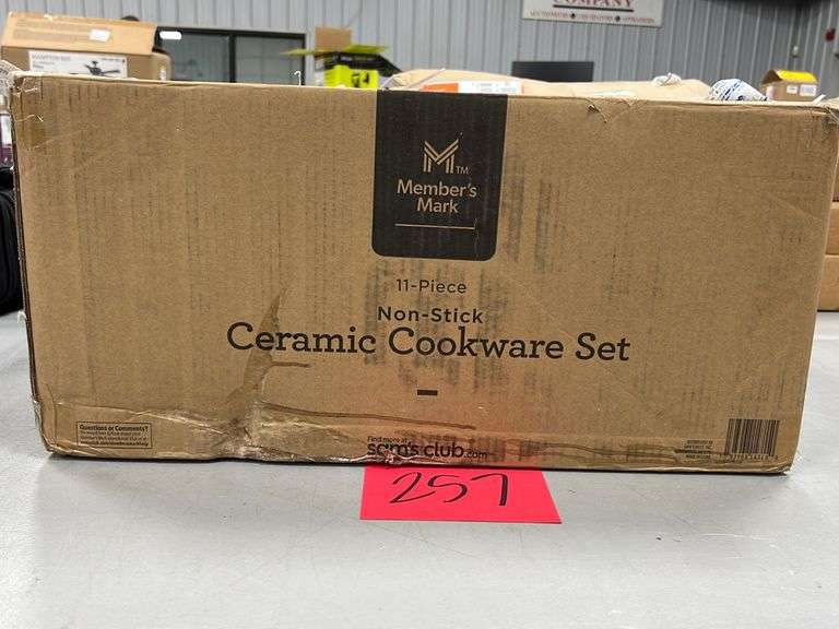 11PC CERAMIC COOKWARE SET IN BOX - Earl's Auction Company