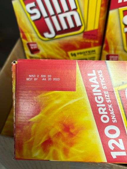 (8) BOXES OF SLIM JIMS (120 PER BOX) - Earl's Auction Company