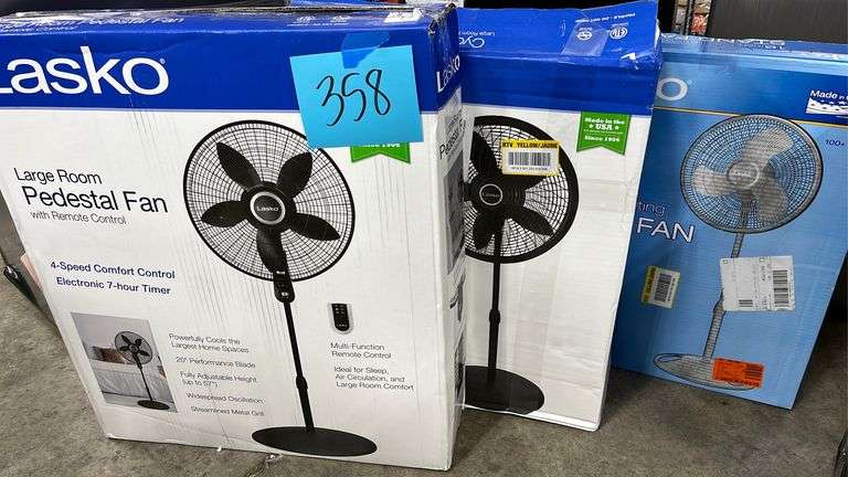 (3) LASKO FANS IN BOXES - Earl's Auction Company