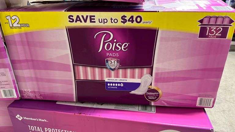 (5) BOXES OF WOMENS PADS - Earl's Auction Company