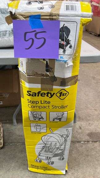 SAFETY 1ST STEP LITE COMPACT STROLLER IN BOX - Earl's Auction Company