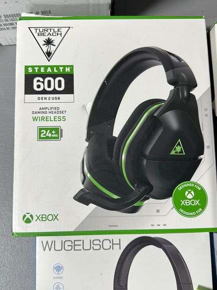 (6) GAMING HEADPHONES IN BOXES - Earl's Auction Company