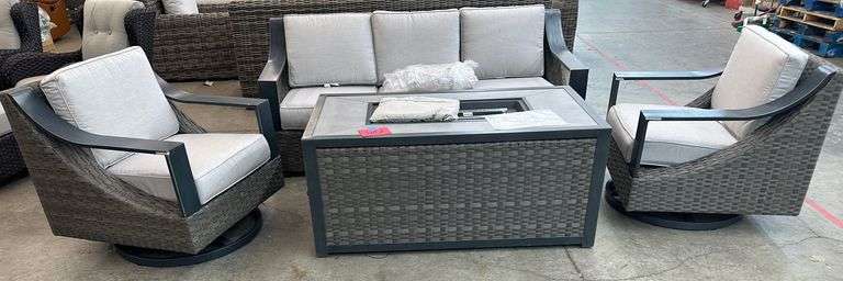NEW SUNBRELLA ALL WEATHER WICKER 4PC PATIO SET W/ FIRE TABLE - Earl's ...