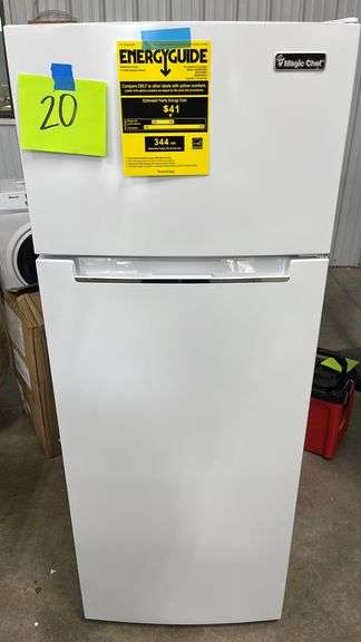 MAGIC CHEF 7.3CU FT REFRIGERATOR - WHITE - Earl's Auction Company