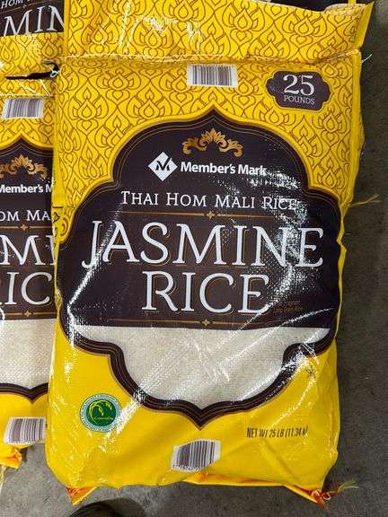 (6) 25LB BAGS OF JASMINE RICE - Earl's Auction Company