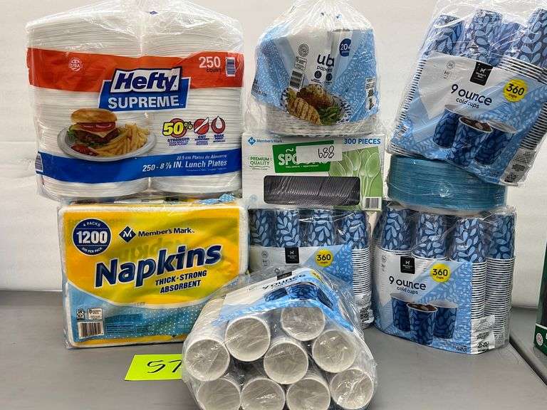 LARGE LOT OF DISPOSABLE PAPER PRODUCTS & SERVEWARE- SEE PHOTOS - Earl's ...