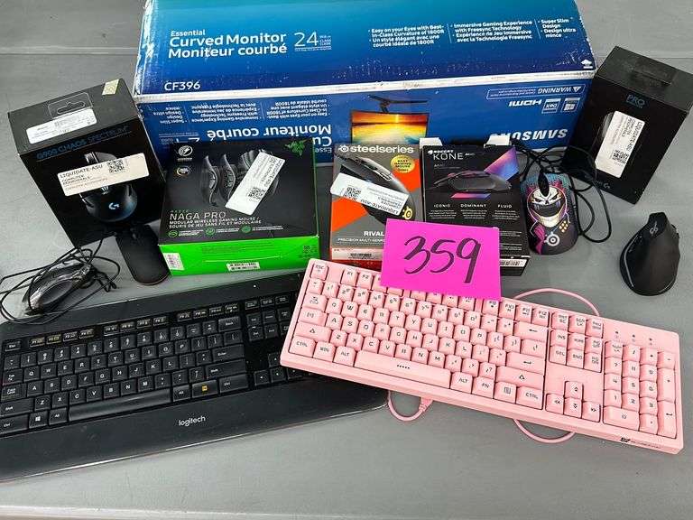 LARGE LOT OF ASSORTED COMPUTER HARDWARE - MICE, KEYBOARS & MONITOR ...