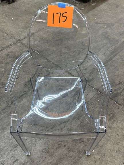 CLEAR PLASTIC CHAIR - Earl's Auction Company