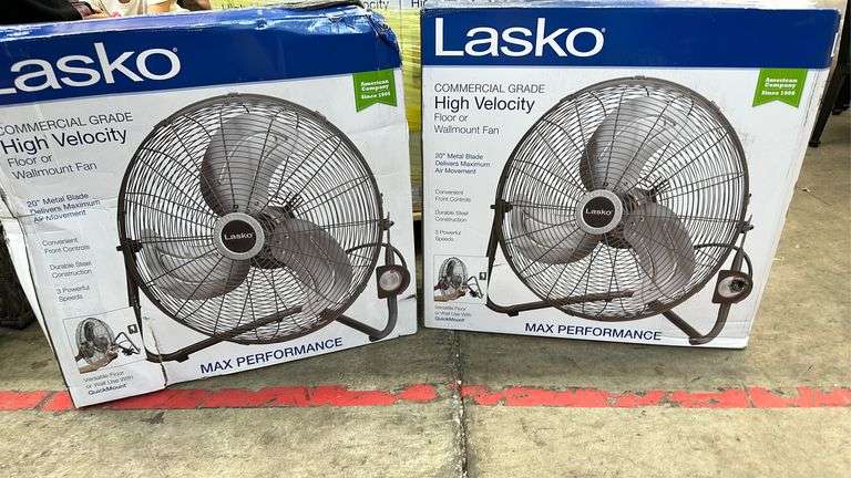 (2) LASKO FANS IN BOXES - Earl's Auction Company