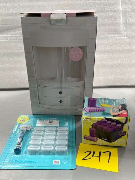 ROTATING BEAUTY CASE, VENUS RAZOR & CONAIR ROLLERS - Earl's Auction Company