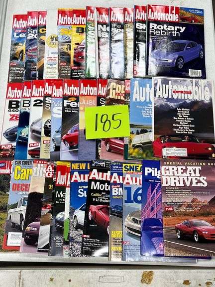 (36) AUTOMOBILE MAGAZINES FROM 1990S & 2000S - Earl's Auction Company