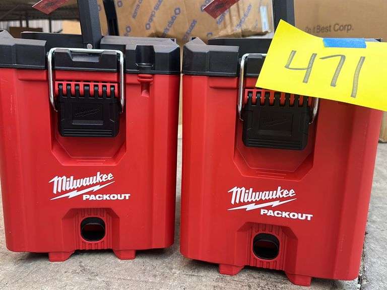 (2) MILWAUKEE PACKOUT COMPACT TOOL BOXES - Earl's Auction Company